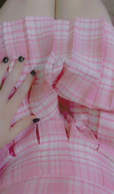 Im Not Like The Other Girls In Class Scrolller