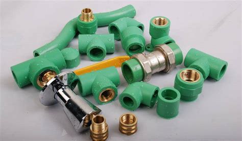 مواسير بلاستيك ولوازمها