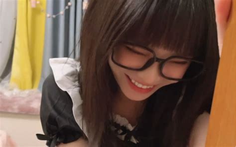 嘴上说不想穿，内心其实早就选择了女仆装 哔哩哔哩