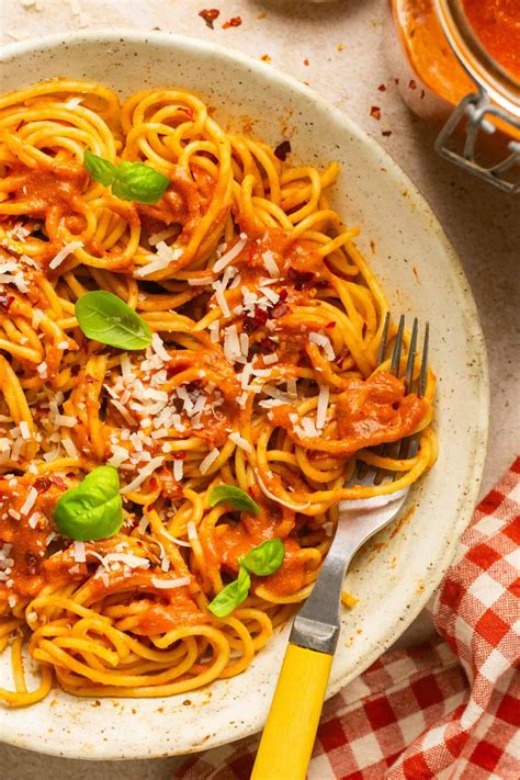 Low Fat Garlic Tomato Pasta Sauce Oh Snap Macros
