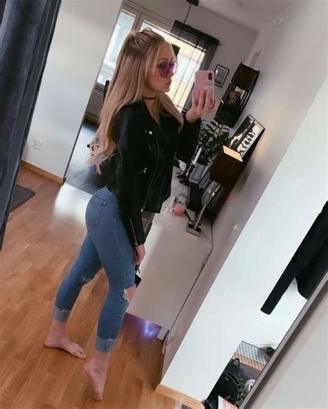 Picture Of Emma Carlsson