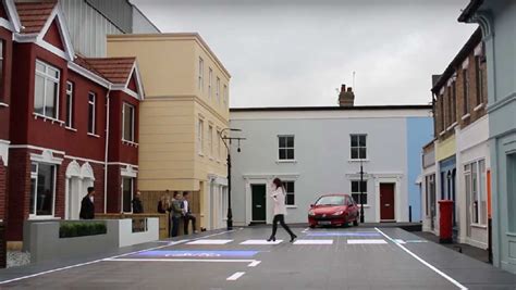 Smart Crossing Designed To Make Pedestrians Safer Evolving Science