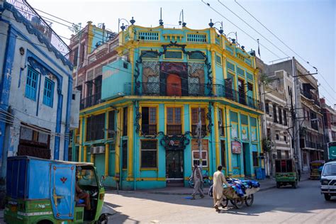 Food Street Fort Road The Best Eating Out In Lahore