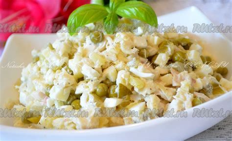 Рецепт салата с отварной рыбой 8 фото в рецепте