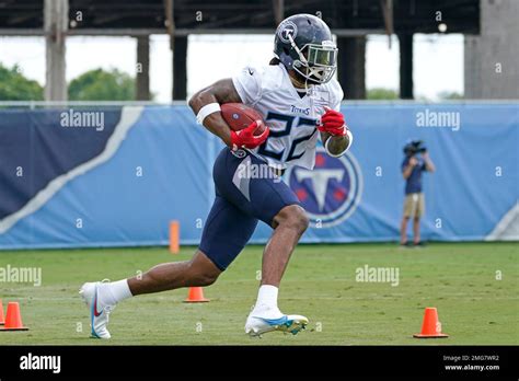 Tennessee Titans Running Back Derrick Henry Runs A Drill During Nfl