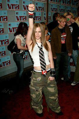 Avril Lavigne 90s Outfits Viralloans