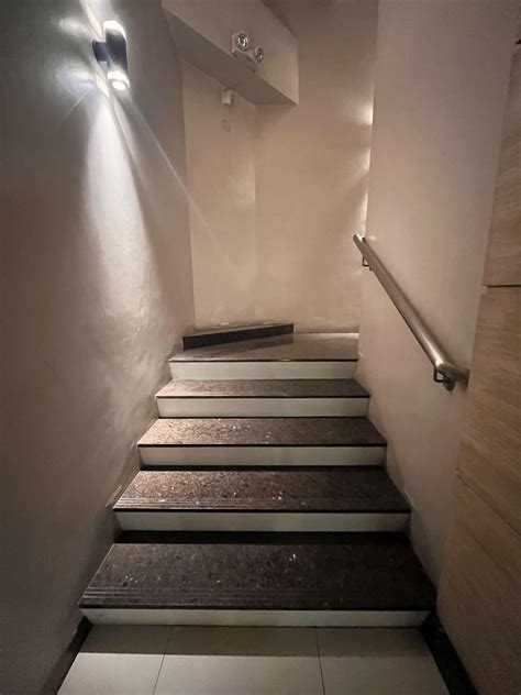 Extra Step That Leads To Nowhere Raskarchitects