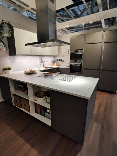 Sleek & Modern: VOXTORP Kitchen Cabinets from IKEA