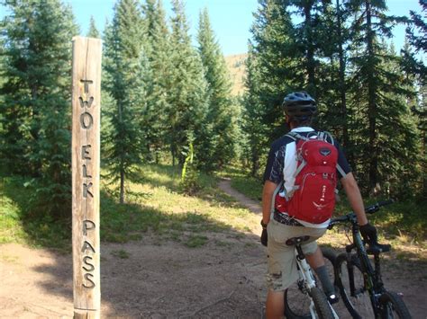 Mountain Biking From Vail Pass