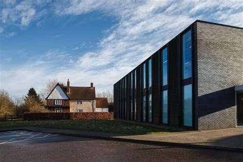 Assistant Curator Call For Curators