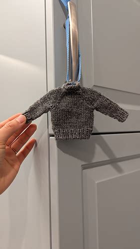 Ravelry Tini Sweater Pattern By Cissy Tang