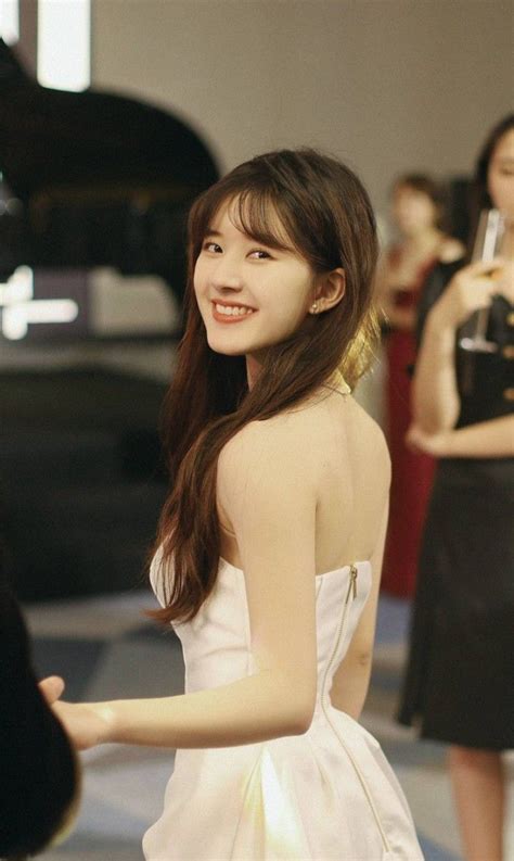 Pin On Zhao Lusi Rosy