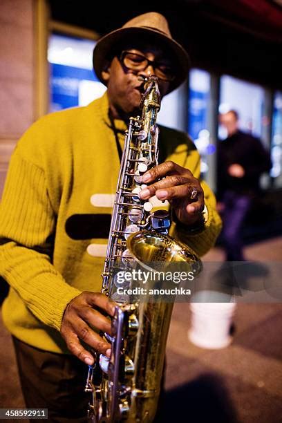 New York Street Musician Photos And Premium High Res Pictures Getty