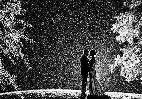 ۲۵ عکس برف در شب؛ عکس های عاشقانه‌ برفی ستاره