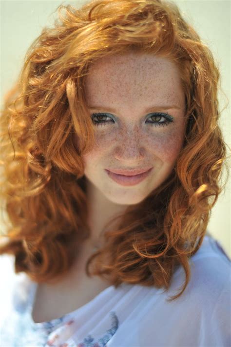 Pin By Paladin Errant On Redheads Beautiful Red Hair Beautiful Redhead Redhead Beauty