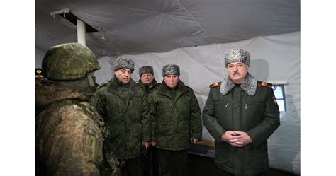 Русия и Беларус засилват съвместните си военни учения