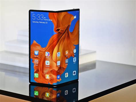 Релиз Huawei Mate X опять перенесли. Теперь в ноябре