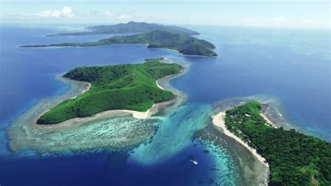 Cadena De Islas Tropicales Con Arrecifes De Coral En Fiji Grabaciones