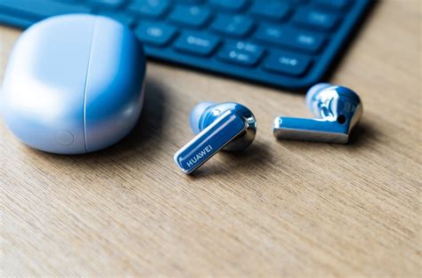 HUAWEI FreeBuds Pro 2 Top Notch Earbuds With One Of A Kind Listening And Intelligent Dynamic
