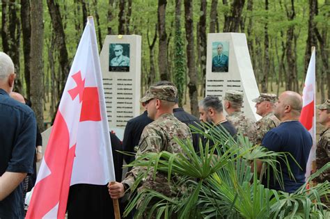 საქართველოს საჩხერის სამთო მომზადების სკოლაში პოლკოვნიკ ბესიკ ქუთათელაძის იუბილისადმი