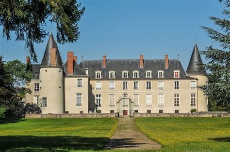 Le Château De Huisseau Sur Mauves Souvre Au Public Cet été Huisseau