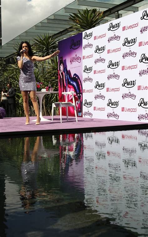 Katy Perry Upskirt At Promotional Press Conference In Mexico Actress Sex Scandals