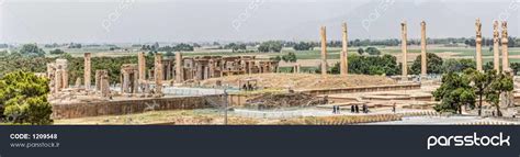 تخت جمشید ایران 3 می 2015 نمای پانوراما از ویرانه های شهر قدیمی