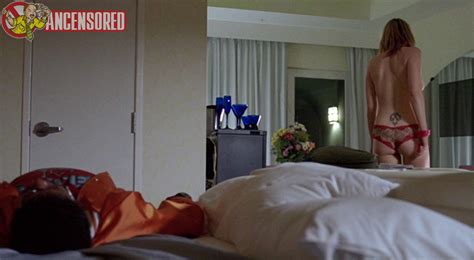 Naked Lara Phillips In Fragments