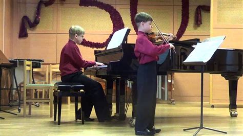 Corelli Sarabande és Gigue Youtube