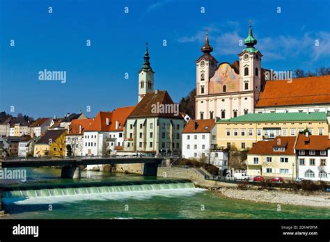 Stadtansicht Der Altstadt Von Steyr Oberoesterreich Oesterreich Stock