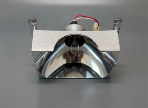 Whelen Edge 9000 Halogen Takedown Light Assembly Module 81731