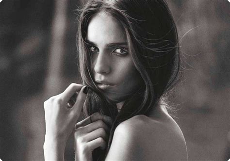 Beauty Alejandra Infante By Santiago Ruisenor For Elle Mexico January