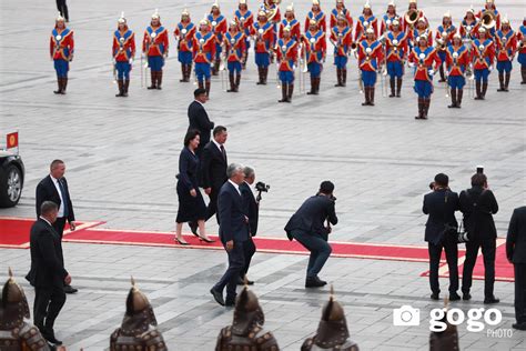 Киргиз Улсын Ерөнхийлөгч С Н Жапаровыг угтан авав