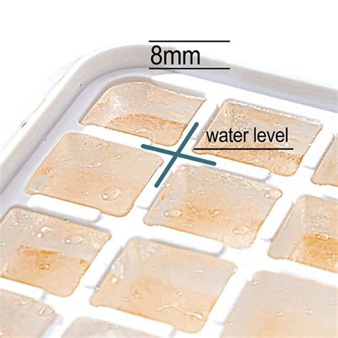 Професионален комплект за кубчета лед кутия с капак шпатула и 2 висококачествени силиконови