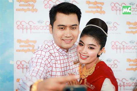 မွန်ရိုးရာဝတ်စုံ နဲ့ မွန်ပြည်နယ်၊ Myanmar Celebrity Facebook