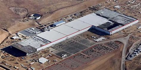 테슬라 배터리 공급사 파나소닉 중국과 공급망 단절 강조 트럼프 관세 대응