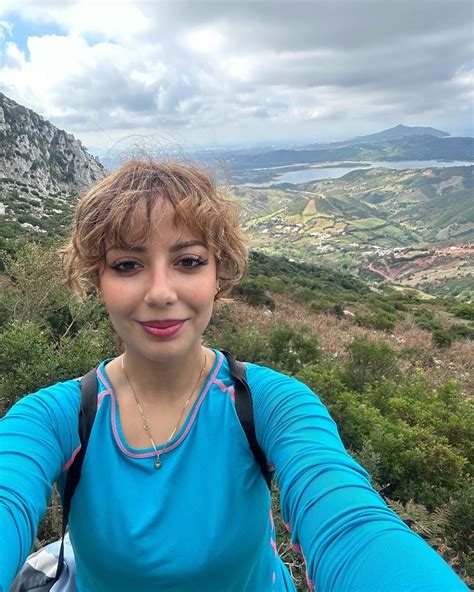 Ibtissam 🌍 Let The Glow Speak For Itself 🔥