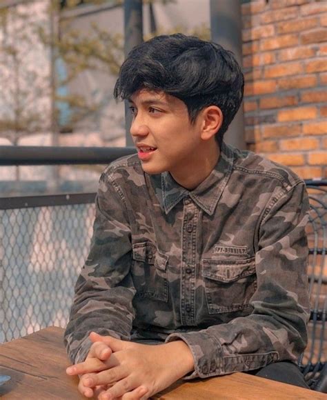 Kumpulan Foto Cowok Ganteng Buat Foto Profil Terbagus - Blog Pengajar Tekno