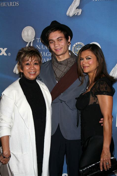 Elizabeth Peeples Her Mom Christopher Hewett Her Son Nia Peeples