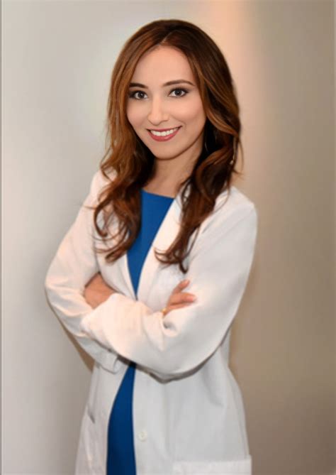 Dr Sunanda Chugh Md Reviews Prices And Images