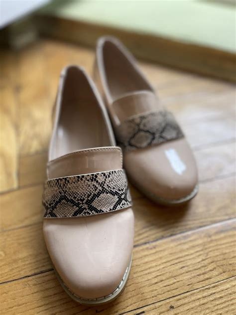 Лоферы лаковые — цена 350 грн в каталоге Лоферы Купить женские вещи по доступной цене на Шафе