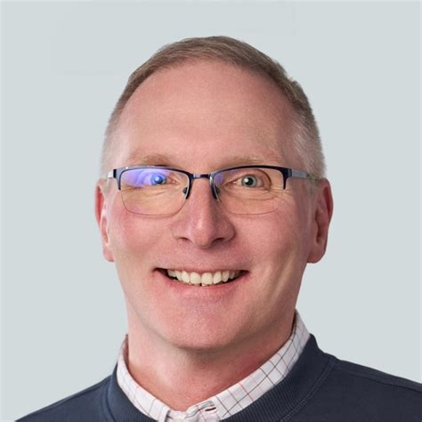 Paul Ostrowski Linkedin