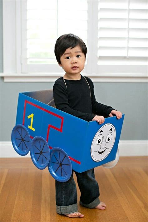 Disfraz De Cartón Thomas The Train Costume Thomas The Train Birthday