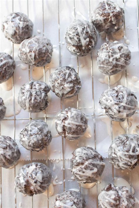 Glazed Chocolate Munchkins Donut Holes Artofit