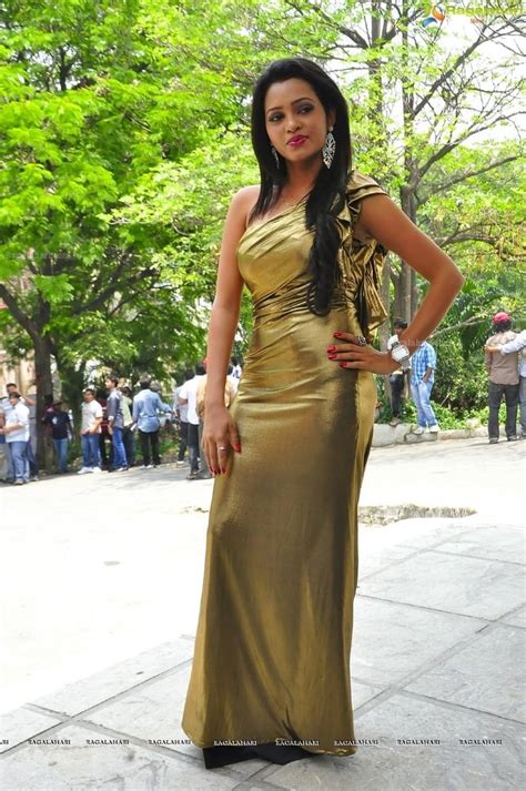 Kamini Roy Beautiful And Sexy Wife Collection 89