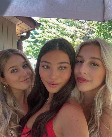 Who Do You Want To Fill With Cum Scrolller Who Do You Want To Fill With Cum Scrolller