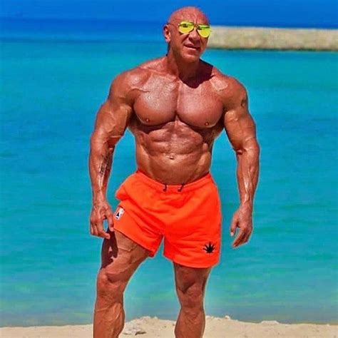 Body Art ️by Nader 🇮🇷• 🇺🇸• 🇨🇦 Naderbodyart • Threads Say More