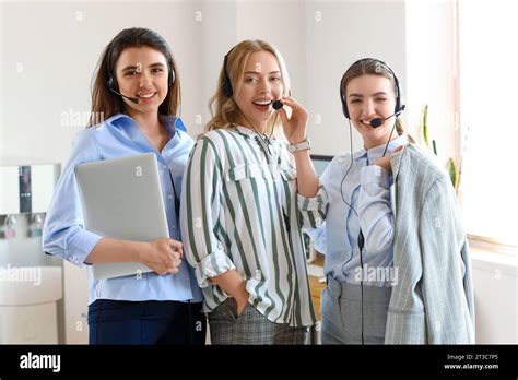 Female Technical Support Agents In Office Stock Photo Alamy