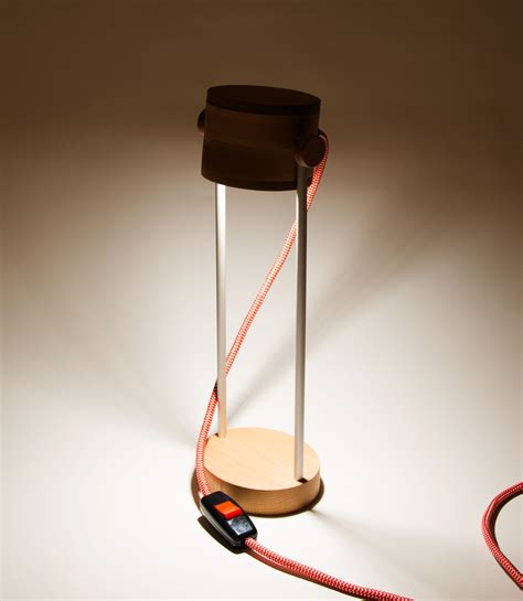 Деревяна настільна лампа Тєжко Купити настільний світильник з ясеня та алюмінія Тєжко в