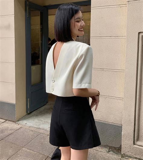 심플리 백오프 크롭 반팔자켓 에이블리